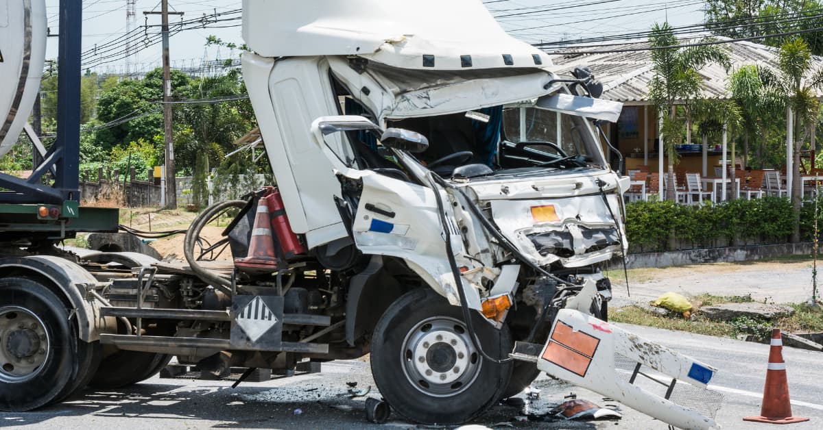 Truck Accident Lawyer | Law Office of Laura Golub